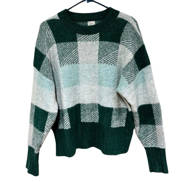 a new day | Sweaters | Emerald Green Sweater Small | Poshmark